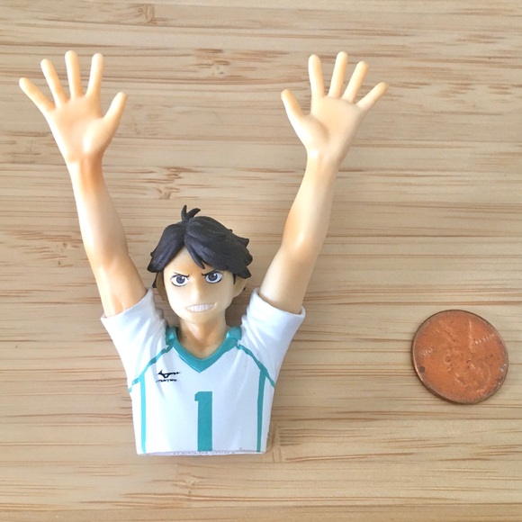 Accessories | Rare Haikyuu Oikawa Blocking Figure | Poshmark